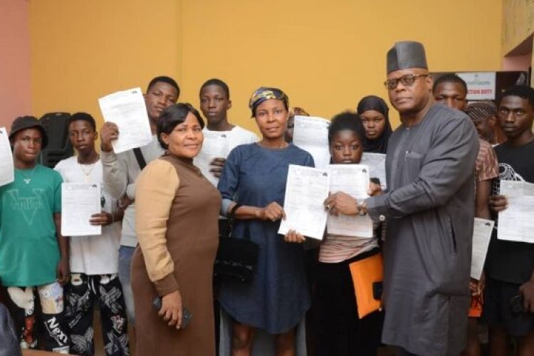 Lagos Council Chairman Provides 250 Students with Free UTME Forms ...