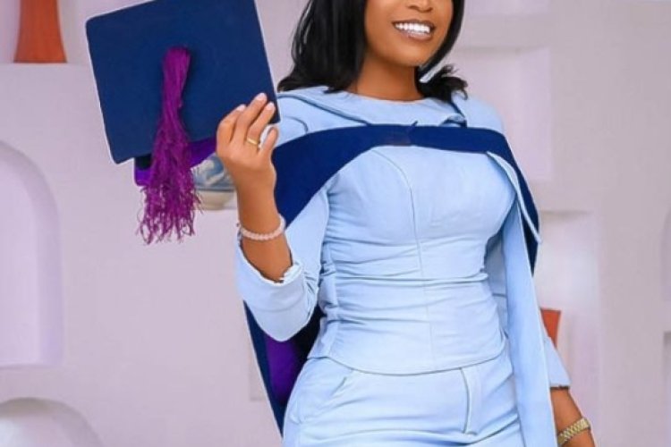 Brilliant Lady Emerges Best-Graduating Student, Sets Record As Department’s First Female First ...
