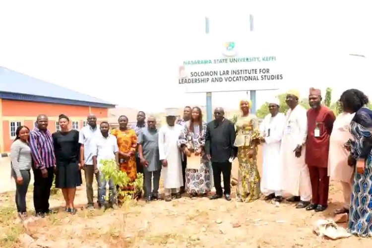 Nasarawa State University VC Receives Hon. Beni Lar to Assess Progress ...