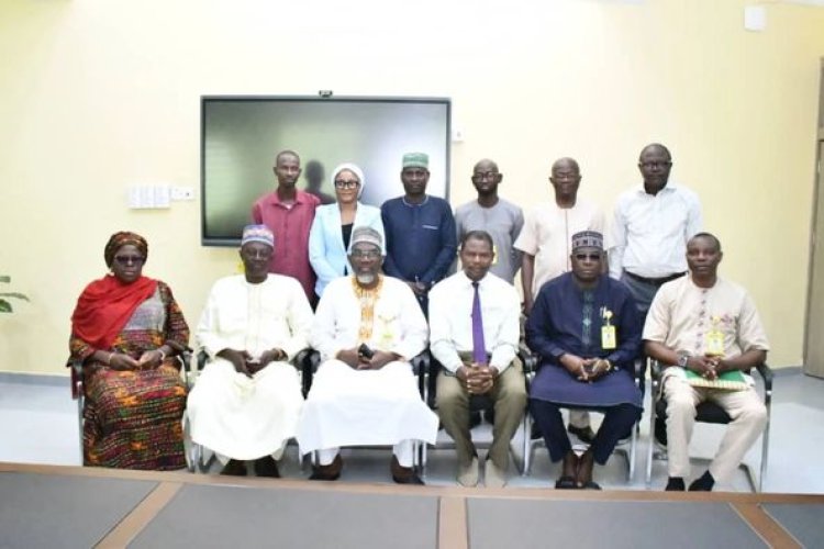 TETFund Chairman Facilitates Donation of Books to KWASU Library ...