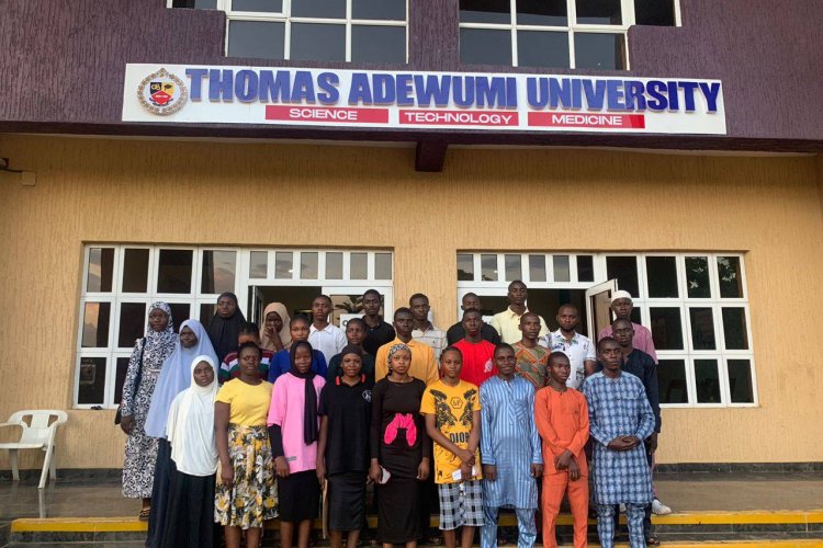Hon. Lukuman Kayode Mudashiru Moves Second Batch of Scholarship ...