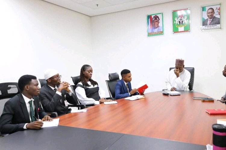 Zero Tolerance Club, ABU Zaria Visits EFCC Headquarters - Myschoolnews