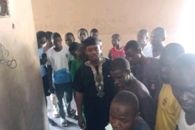 ATBU SUG President Responds Swiftly to Minor Fire Incident at E4 Hostel ...