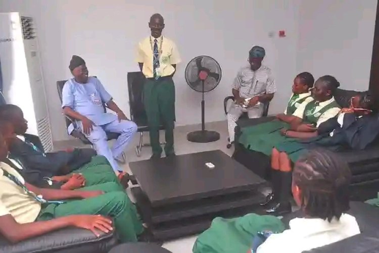 FUNIS Students Visit Aletheia University, Showcase Culture of ...